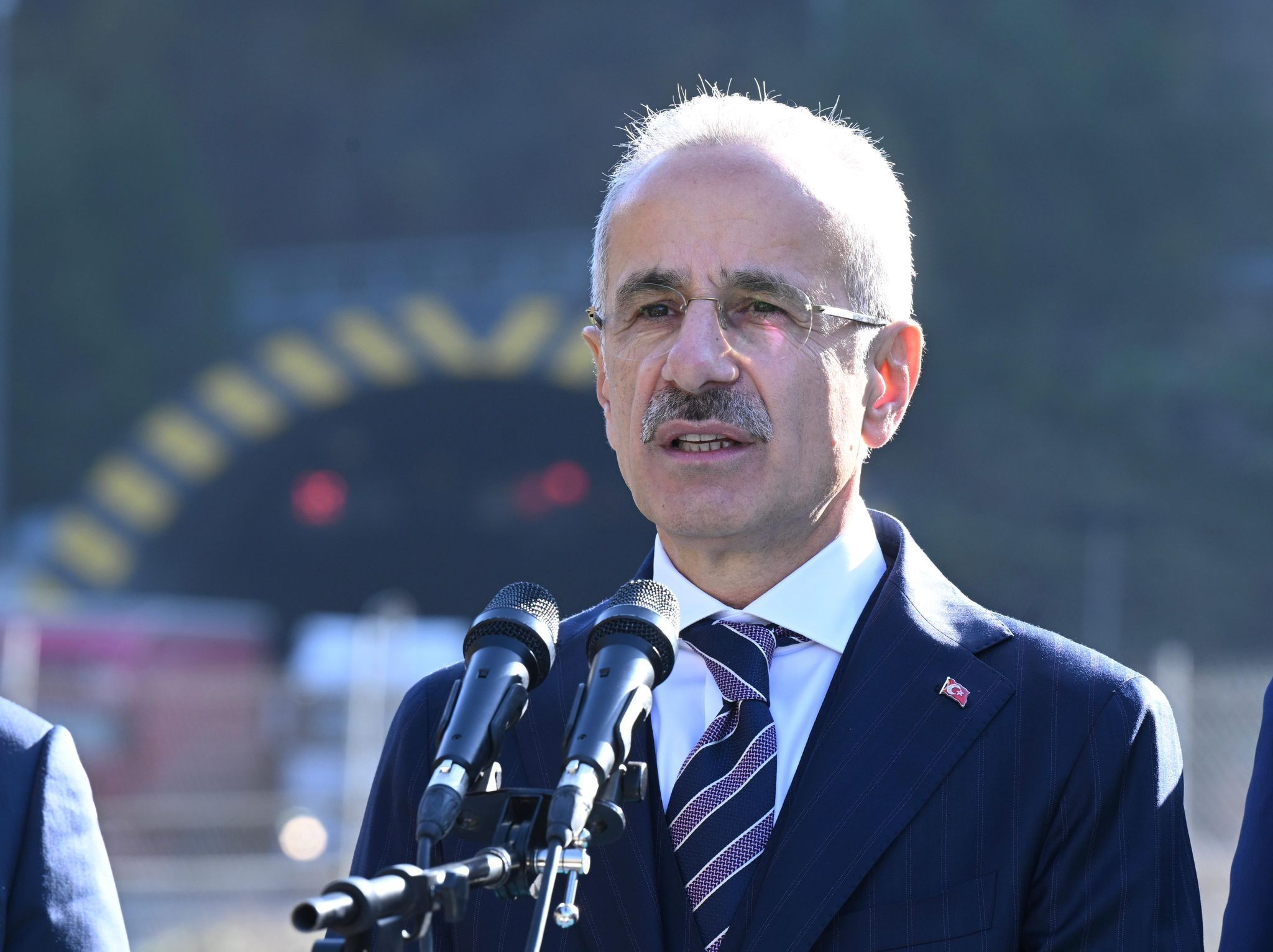 almanya-ile-ge-i-belgesi-kotalar-art-r-ld-haftal-k-gazete